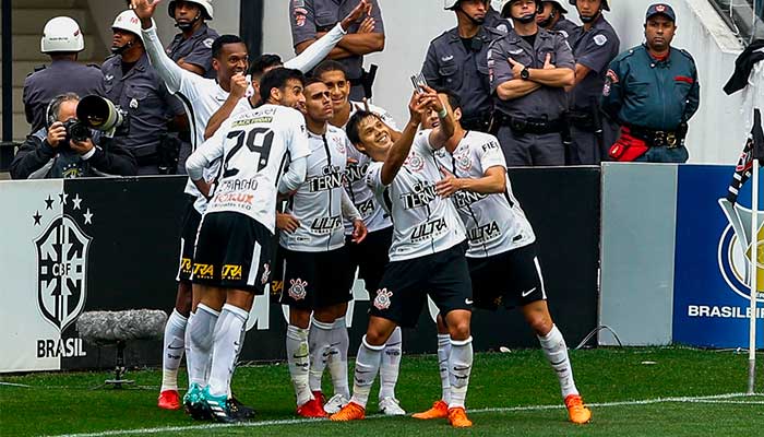 Vivemos Timão - É hoje! Timão volta a jogar depois de mais de 4 meses